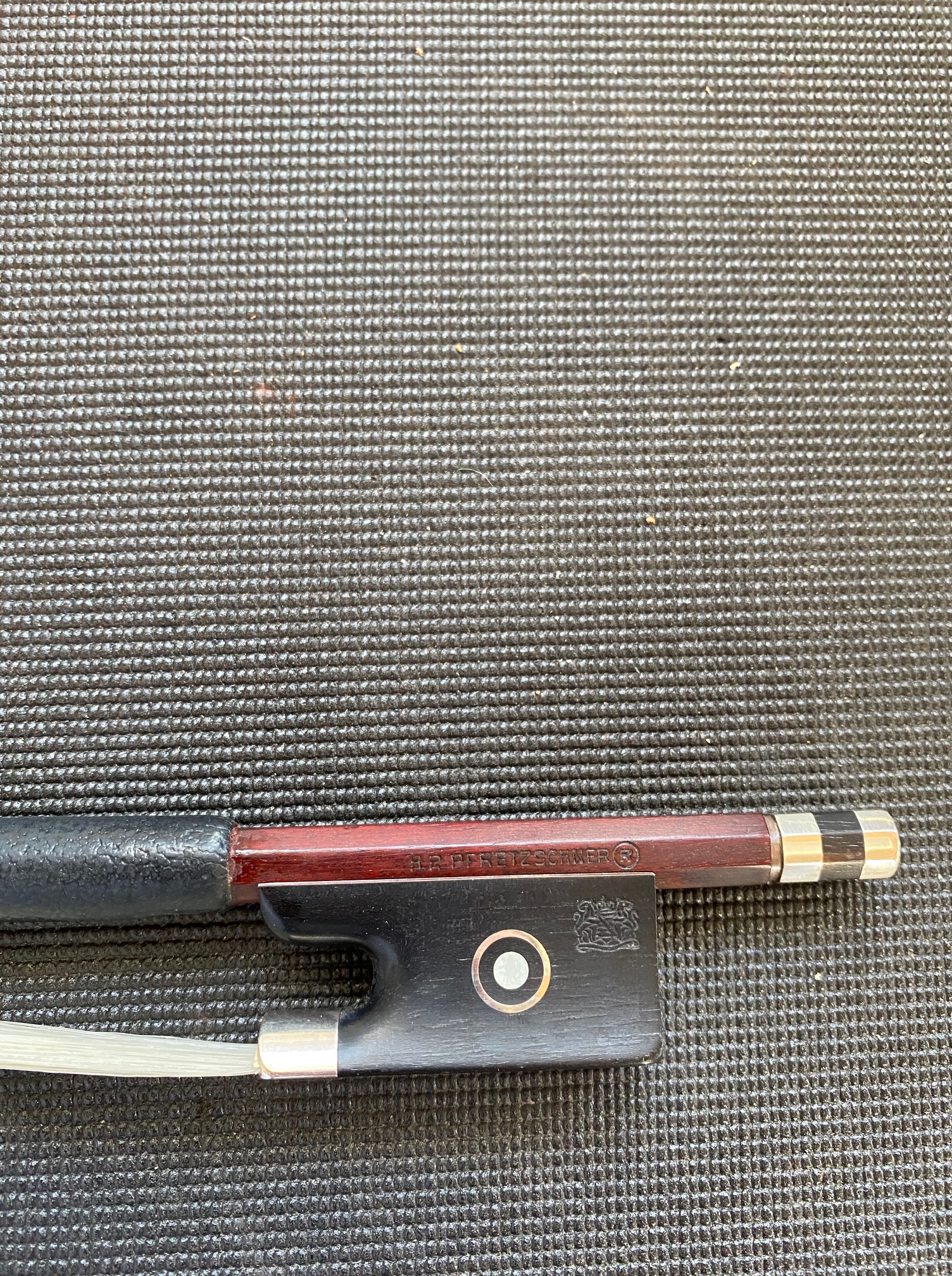 H.R Pfretzschner Viola Bow – Old Town Violins